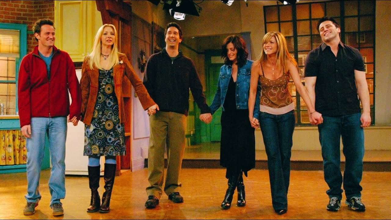 Friends | Final Scene (1994 - 2004) - YouTube