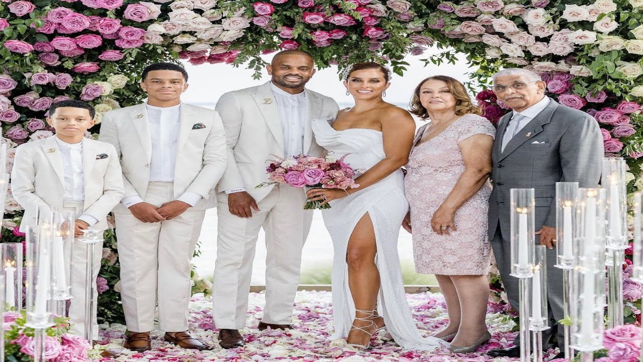 Robin Dixon release wedding photo to keep from getting fired from real ...