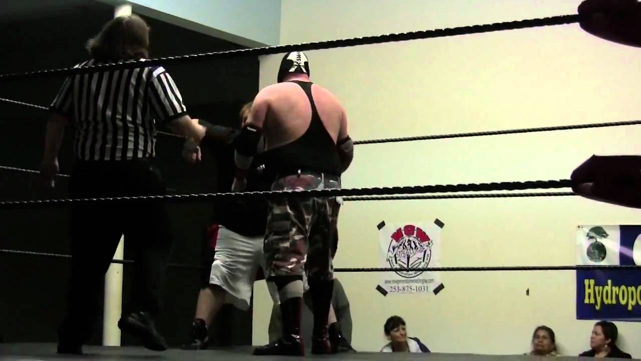 Josh Blaze and Sean Wild Lyle vs. Hoss Tull and The Outpatient - YouTube