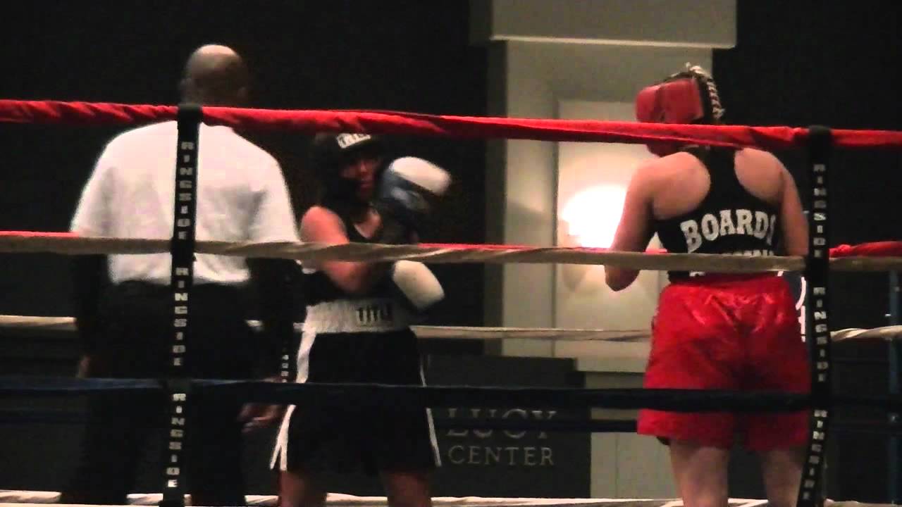 Youngstown Boxing Shianne Gist vs. Christy Lacy Round 2 - YouTube