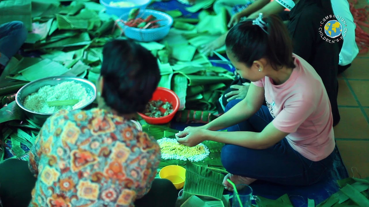 Num Ansom making_Pchum Ben 2019 - YouTube