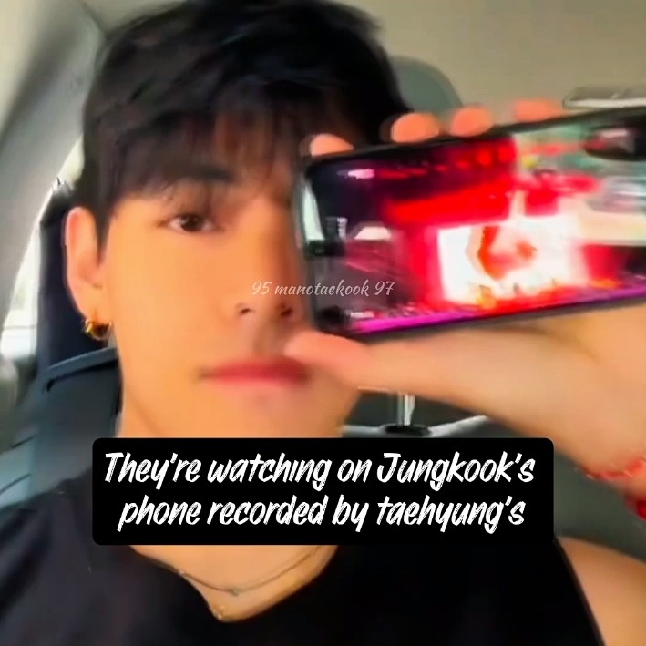Taekook watch(jhope's performance together)on jk's phone recorded from ...