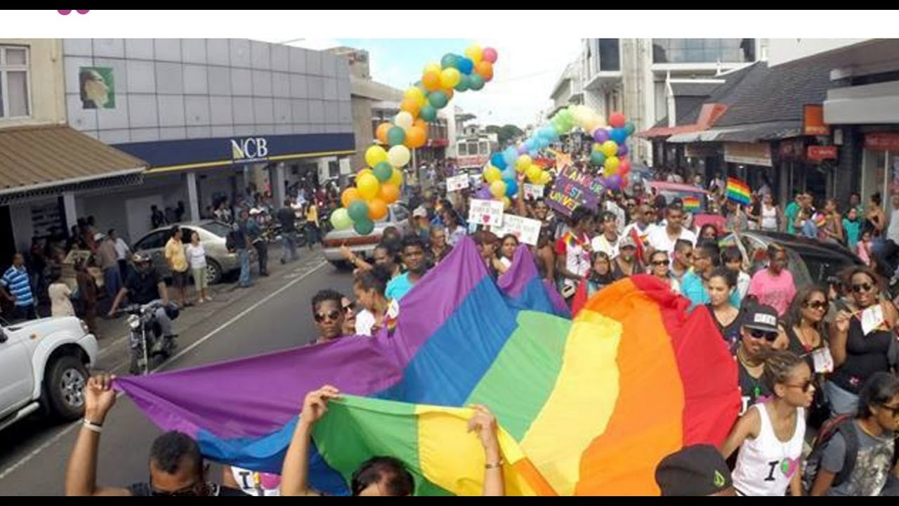 Tempo La So : Gay, lesbienne, transgenre et bisexuel : leur place dans ...