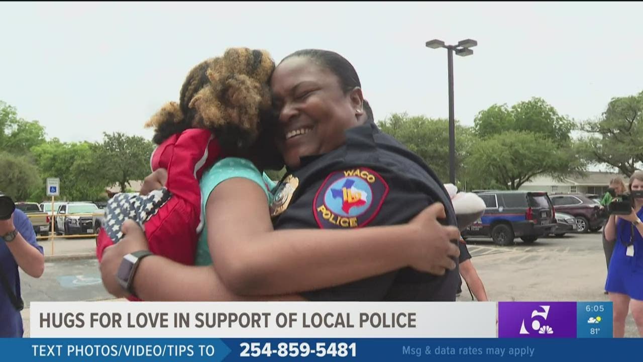 A hug for love | 11-year-old travels from Louisiana to hug, encourage ...