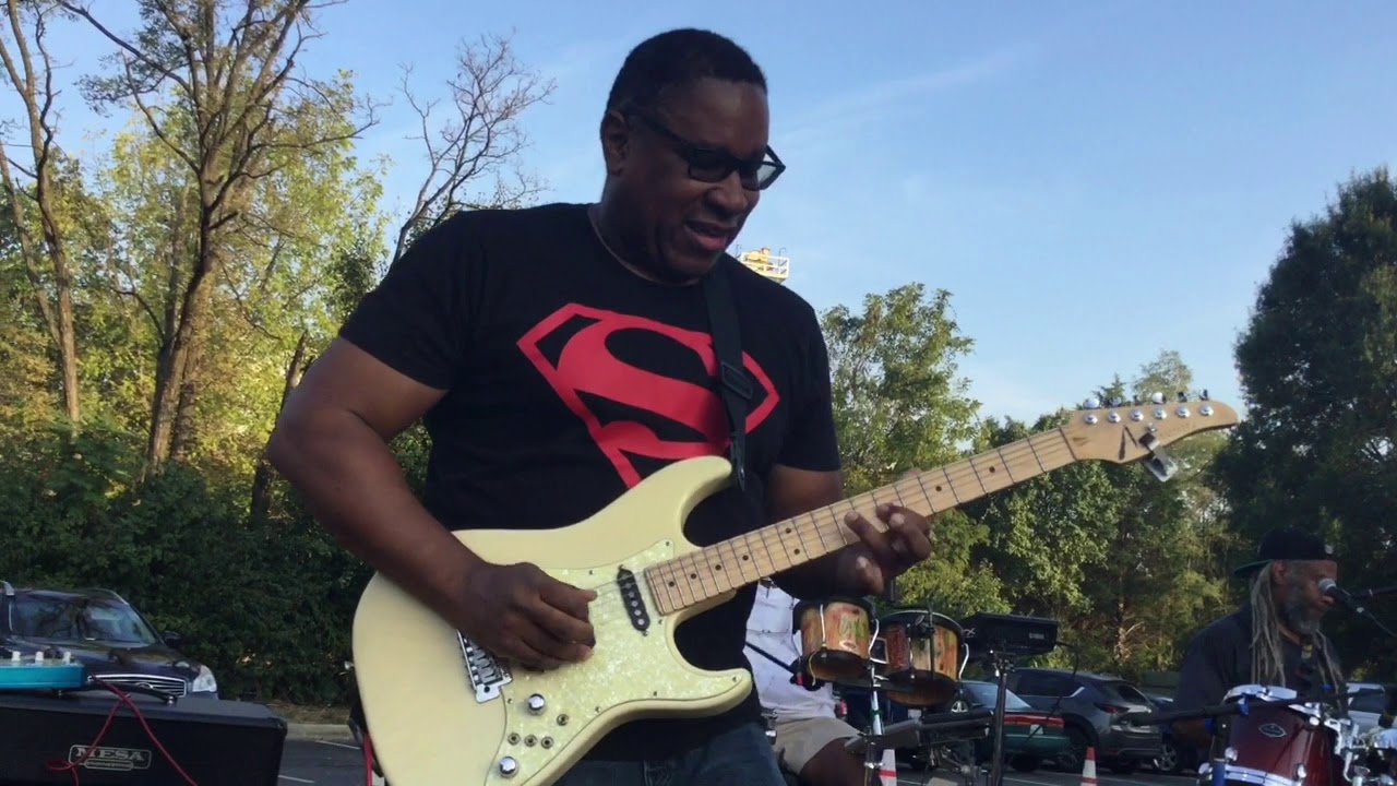 Unity Reggae Band FEAT Alan Scott - YouTube