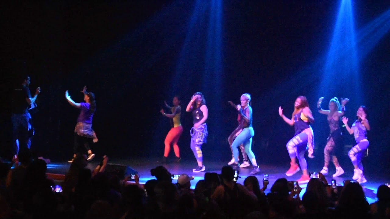 Pa Venezuela --- Max Pizzolante - ZES Betsy Dopico Zumba Concert- San ...