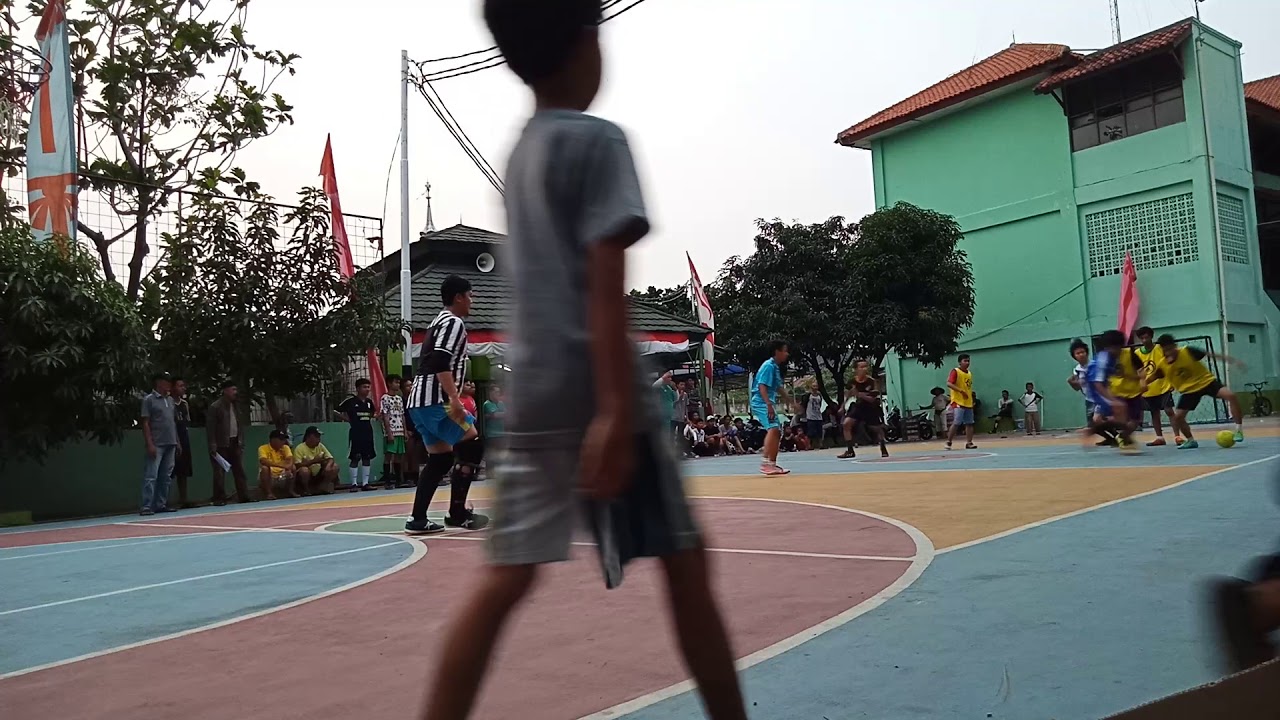 17an futsal - YouTube