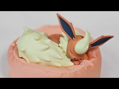 ☁️ Pokémon: Sleeping Eeveelutions blind box case unboxing!