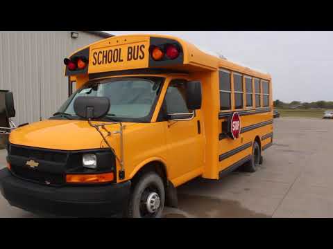 3347 2019 Chevy Thomas Minotour 30 Passenger - YouTube