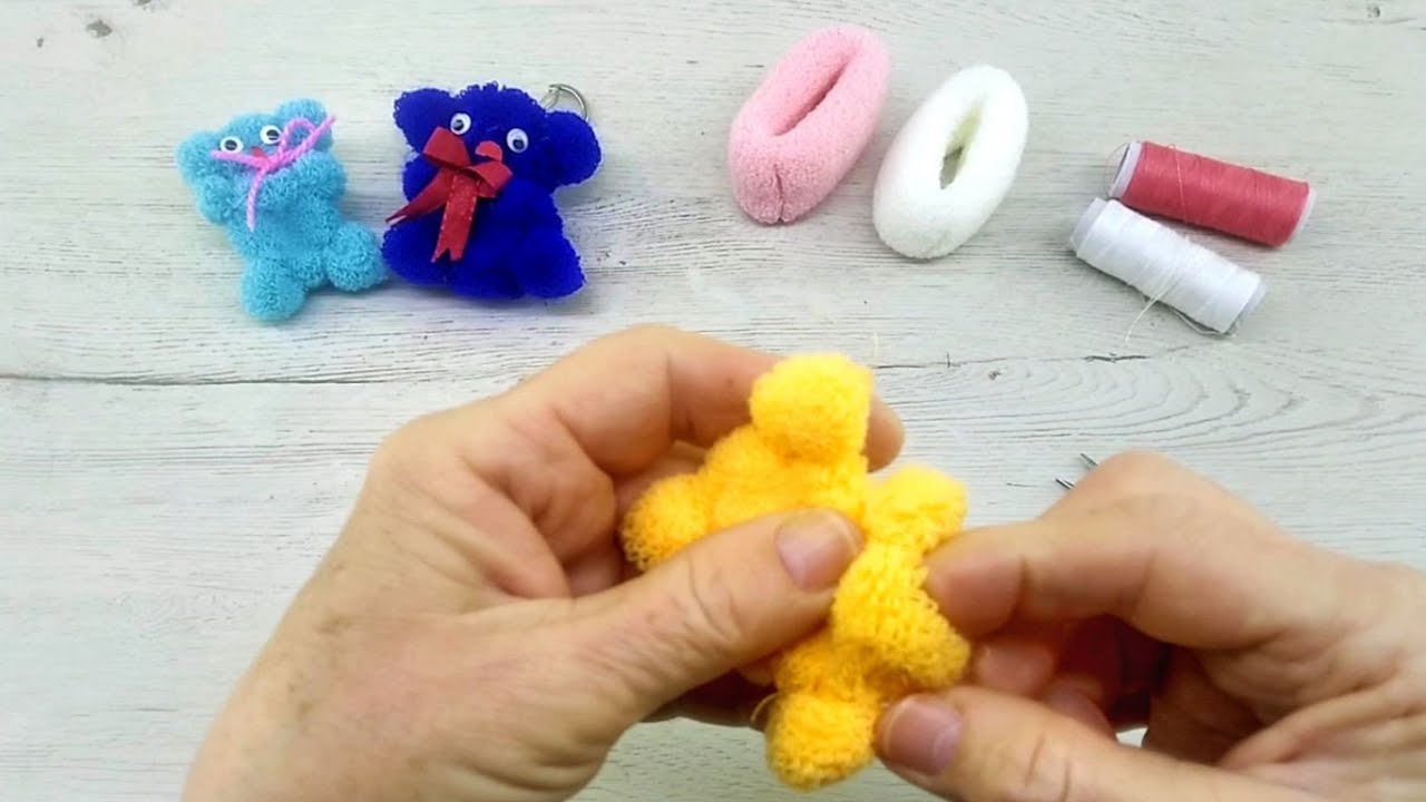 Rubber band teddy || Teddy Bear keychain From hair Rubber Band || Easy ...