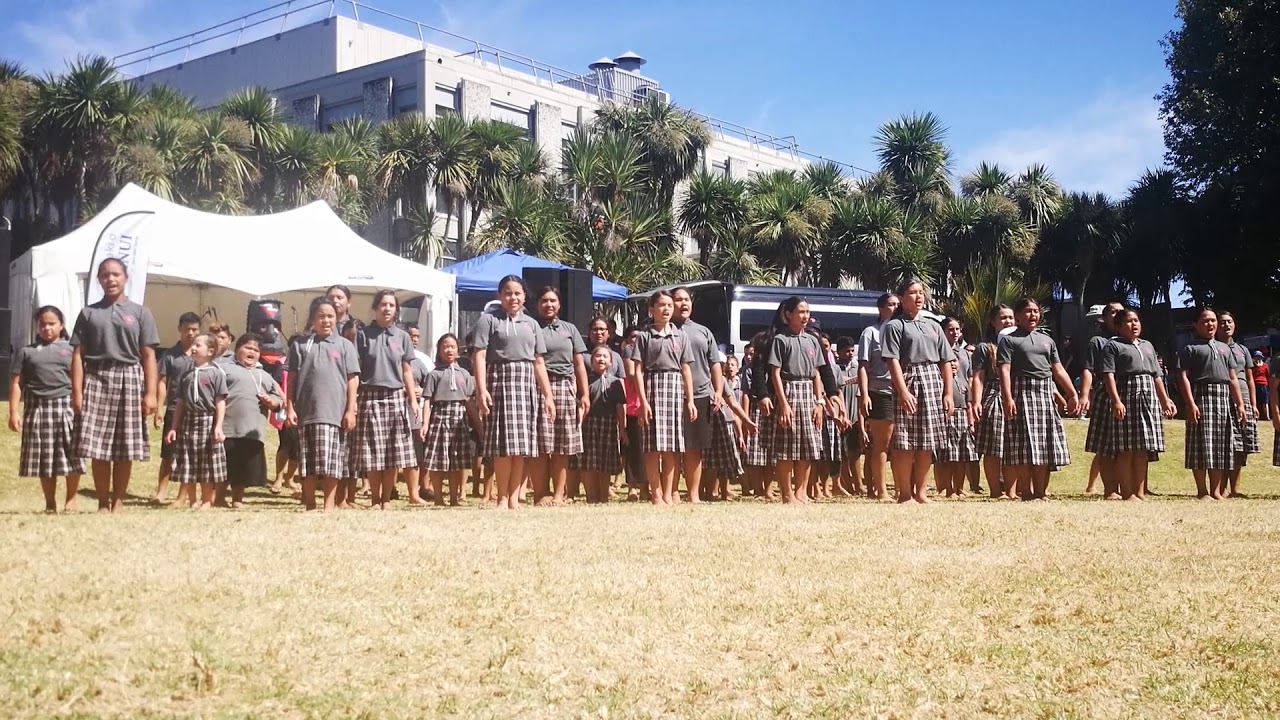 Te Kura O Kokohuia Pakaitore 2020 - YouTube