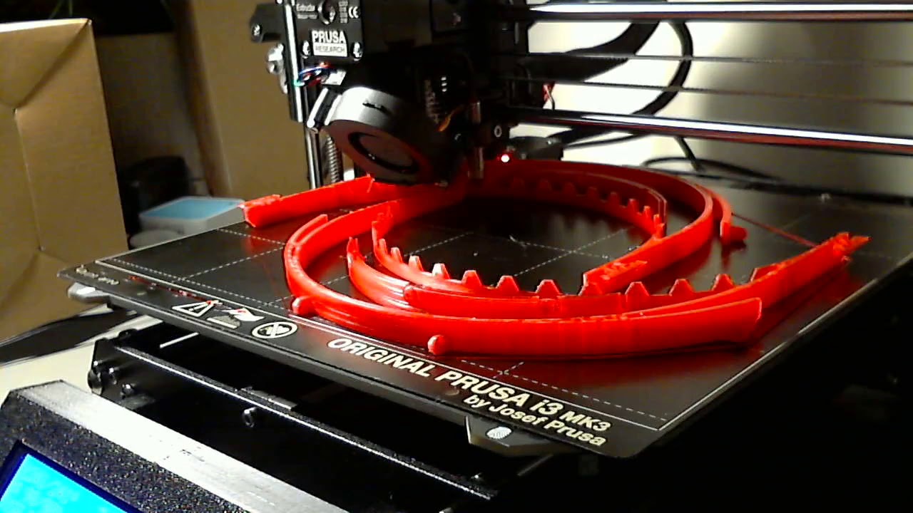 COVID 19 Prusa Face Shields Timelapse - YouTube