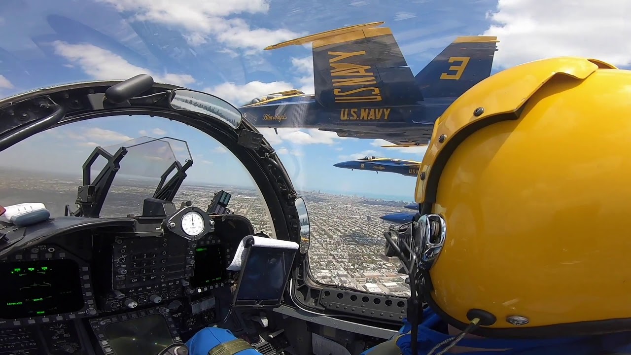America Strong Chicago Fly Over - F18 Cockpit Footage - YouTube