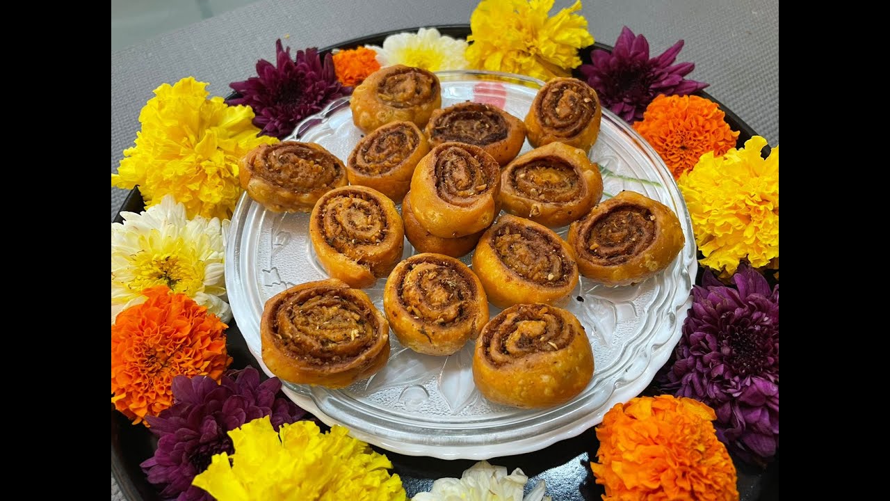 How to make bhakarwadi | Perfect bhakarwadi Recipe | Easy and simple ...