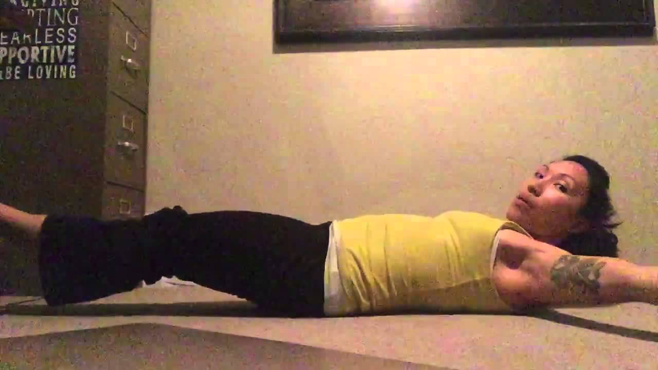 Move of the Day Pike Crunch - YouTube