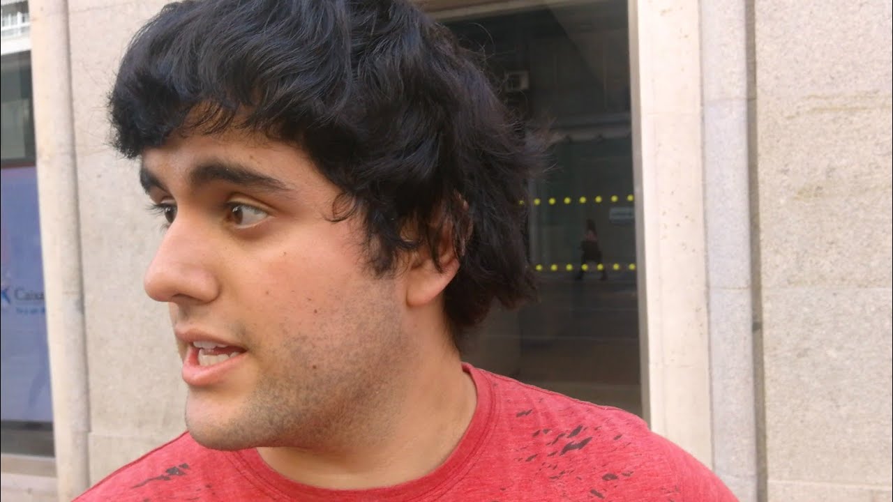 The Town | El Plexpero - YouTube