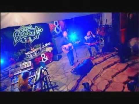 Everlast White Trash Beautiful (Live at Playboy Mansion)