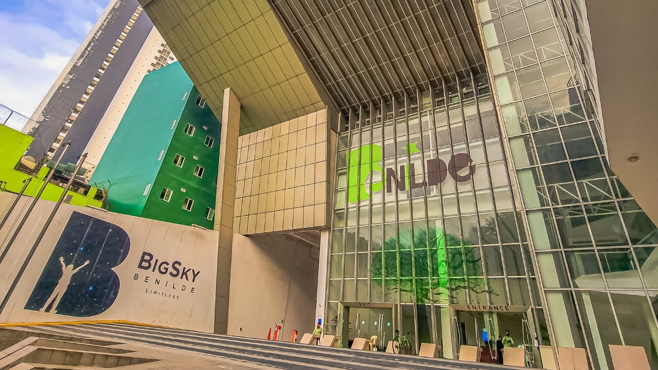 VLOG 97 (COLLEGE OF SAINT BENILDE) ll Rain T D - YouTube