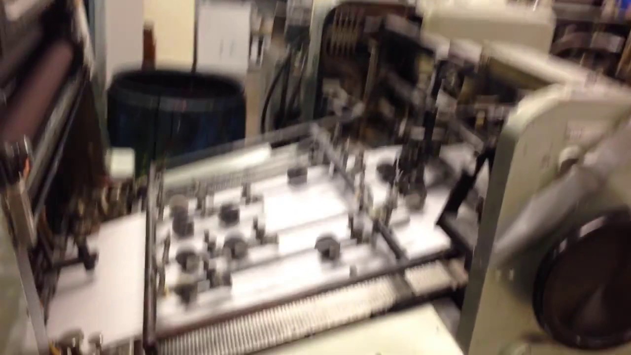 4 Color Akiyama Printing press 1987 - YouTube