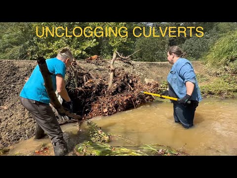 UNCLOGGING CULVERTS AFTER HUGE STORM 10/2023 - YouTube