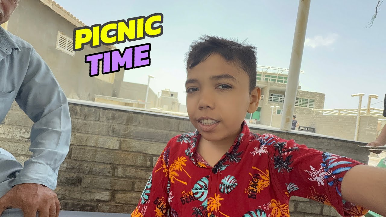 Aaj Picnic Manane Seaside Agya 🌊 Babo Rao ki Naao Bhi Nazar Agyi 🤣 ...