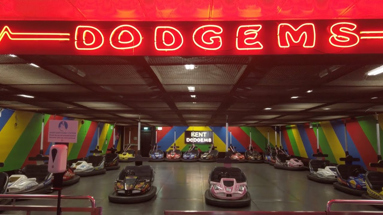 Traditional Seaside Amusement Arcade (UK and Ireland) - YouTube