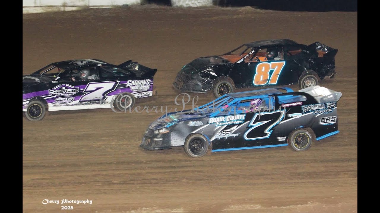 Stevie Gannon Racing at Thunder Hill Raceway in Sm4ma 750 to win - YouTube