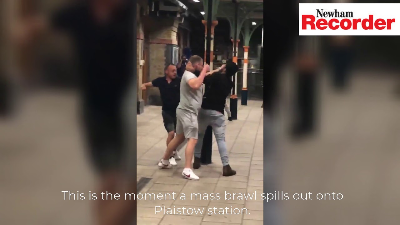Plaistow mass brawl - YouTube