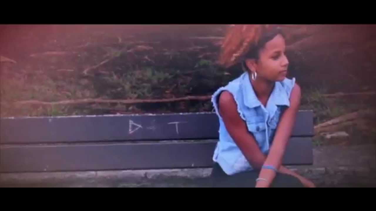 '' Ek ou '' Dom Thom - YouTube