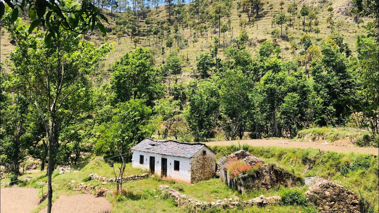 Pahadi house #uttarakhand #mountains #tehri #villagetour - YouTube