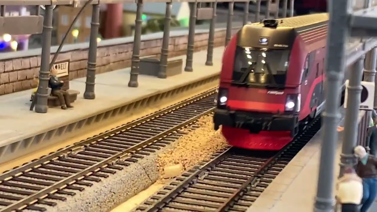 JC OBB Railjet エルマートレイン ElmerTrain HOゲージ製品紹介 - YouTube