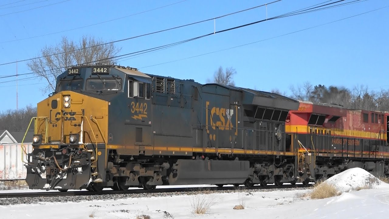 CSX 3442 w/ KCS Power Leads Freight, Bettendorf, IA - YouTube