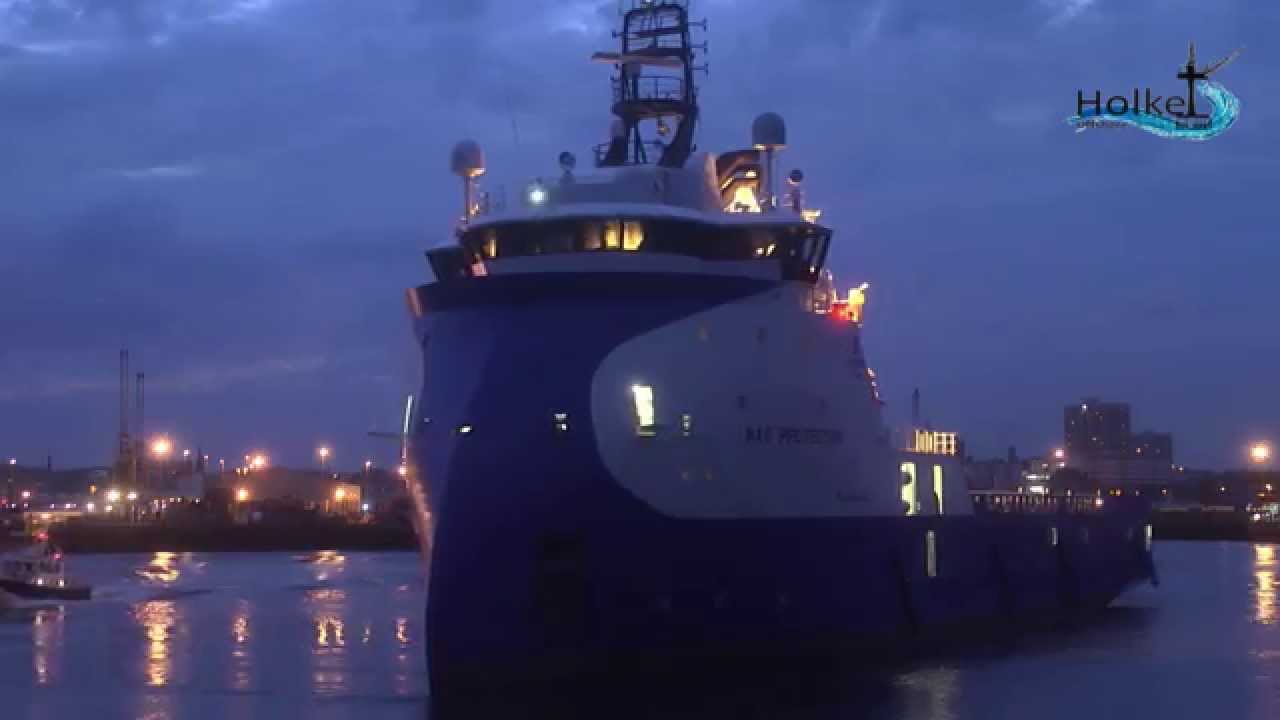 Aberdeen at night - YouTube