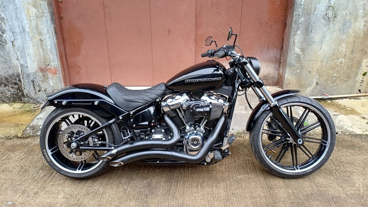 HARLEY DAVIDSON SOFTAIL BREAKOUT 2019 | #200 - YouTube