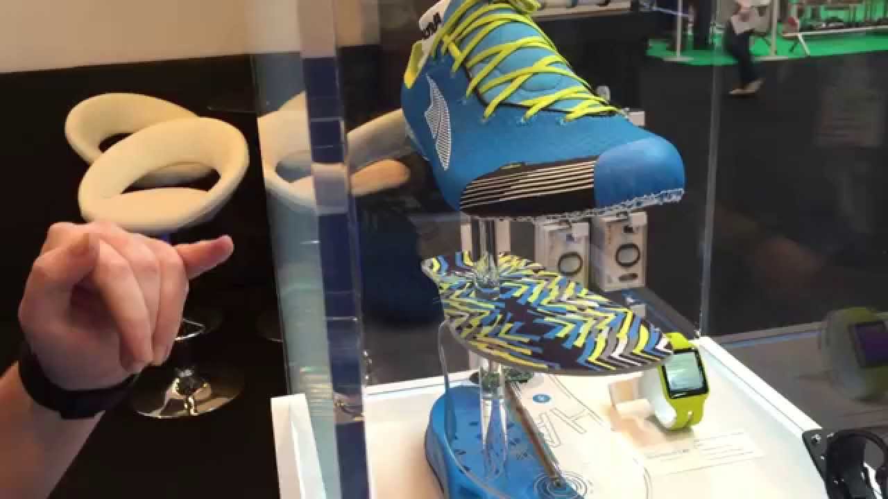 Gadget Show Live 2015: iFit Altra Running smart shoe - YouTube
