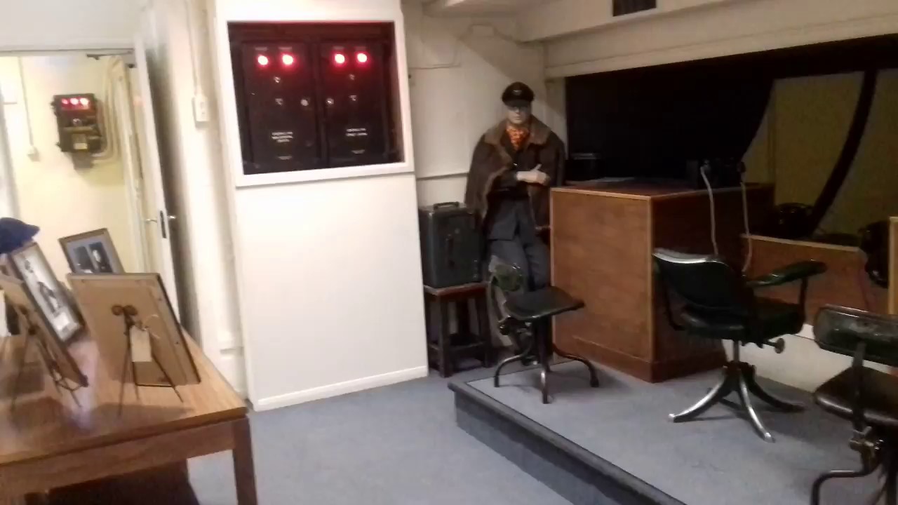 an RAF WW2 operations room - YouTube
