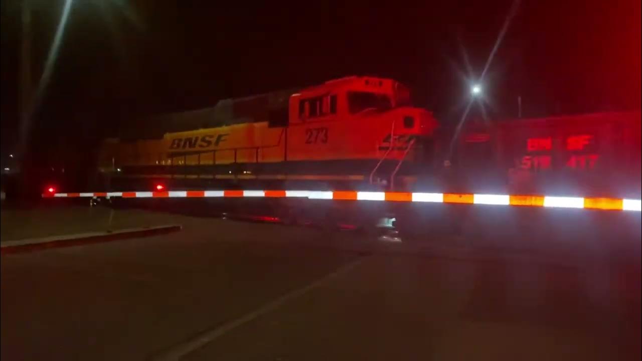 4/15/2024 BNSF PYT returns to pasco yard - YouTube