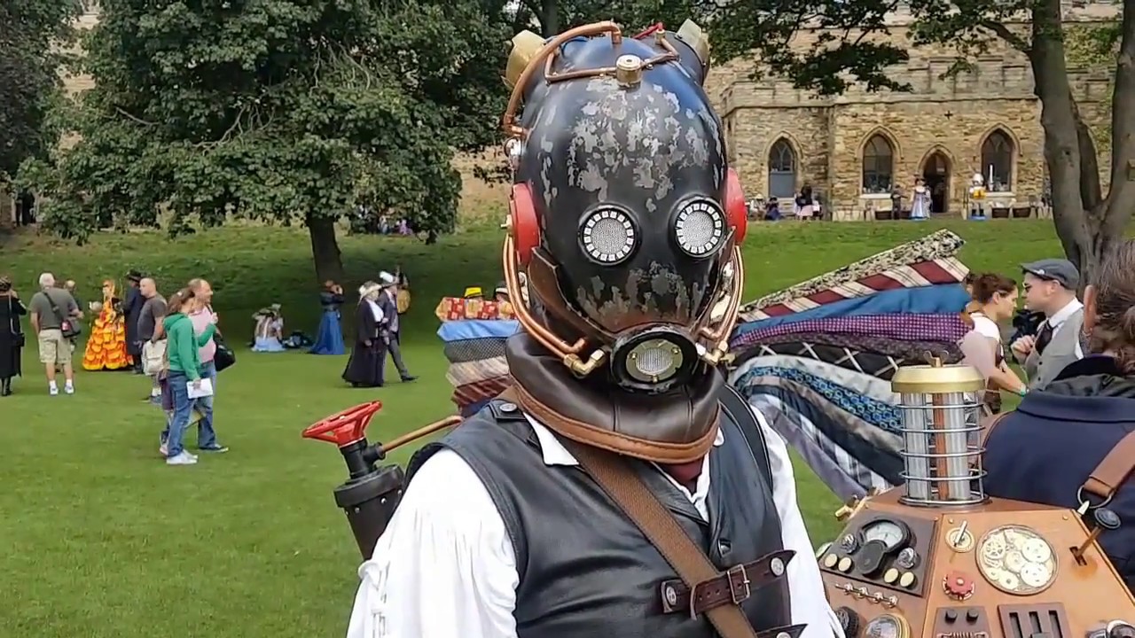 My steampunk masks and other costumes at the Asylum 2018 - YouTube