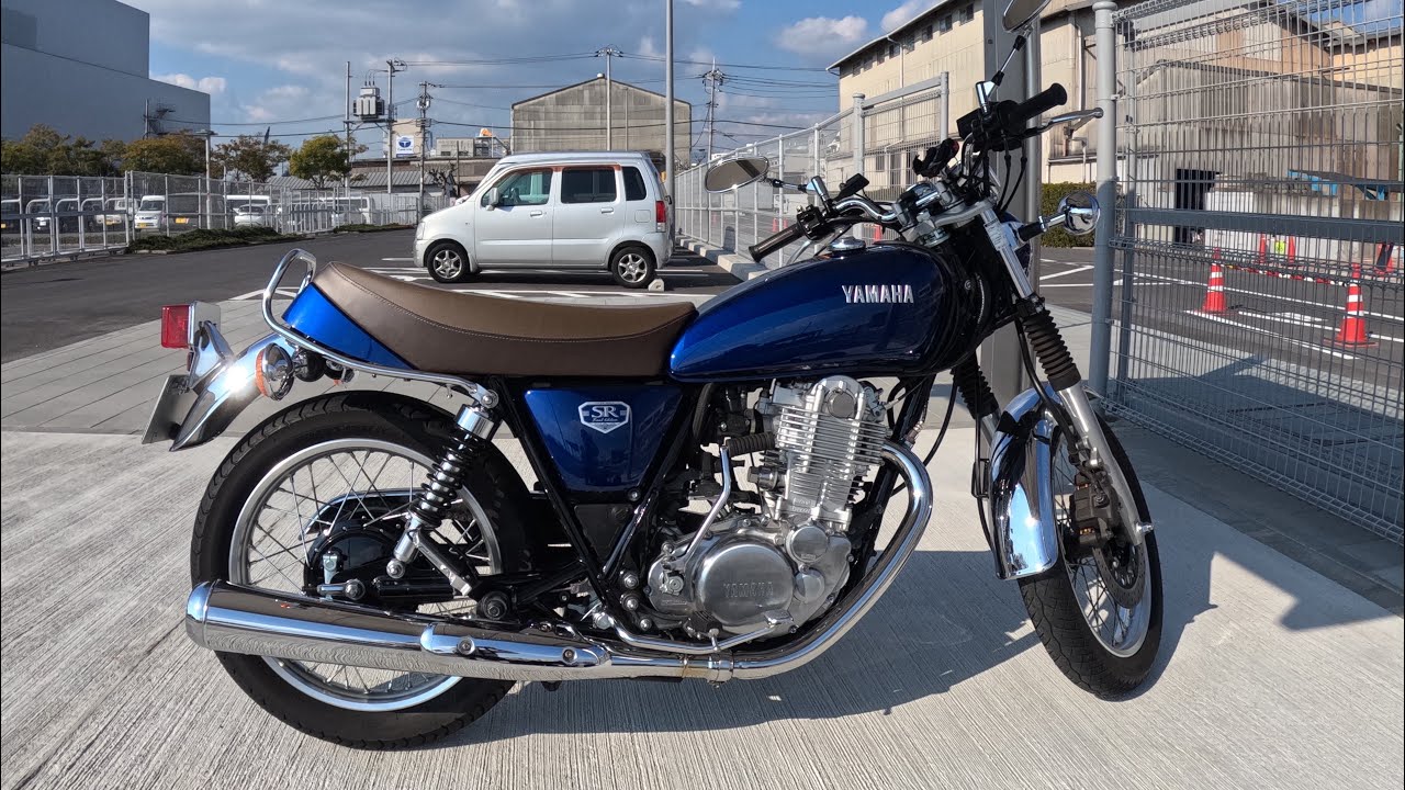 YAMAHA SR400 final edition ヤマハSR400ファイナルエディション(広島、平和記念公園) - YouTube
