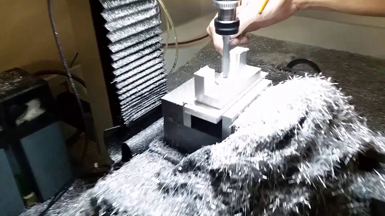 G0704 1.5 Hp motor mounts - YouTube