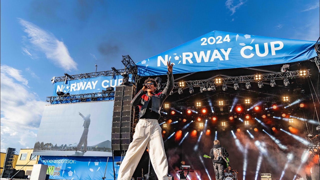 Makosir - Danser videre i livet (Live @ Norway Cup 2024) - YouTube