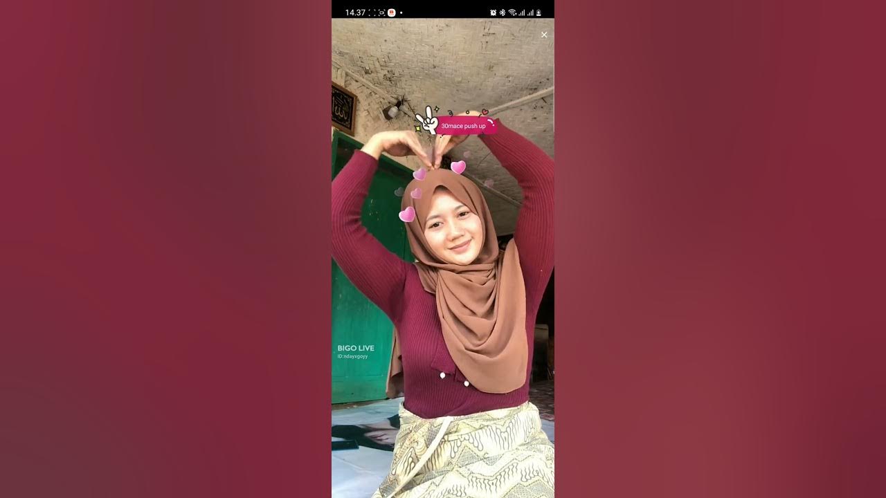 GADIS DESA LIVE BIGO JILBAB TOBRUT BAJU RAJUT TERBARU MANTEP BANGET 💦🤲 - YouTube
