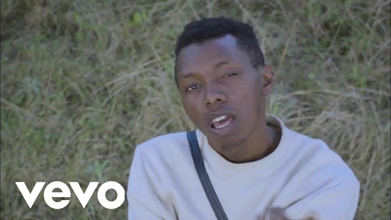 Lyan - ᗰIYᗩᗰOᖇE ( Official Visualiser) - YouTube