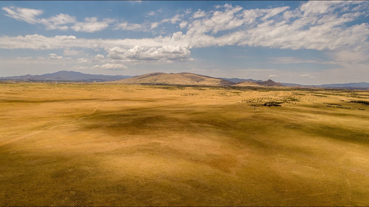 Drone Flying Empty Desert Plains! - YouTube