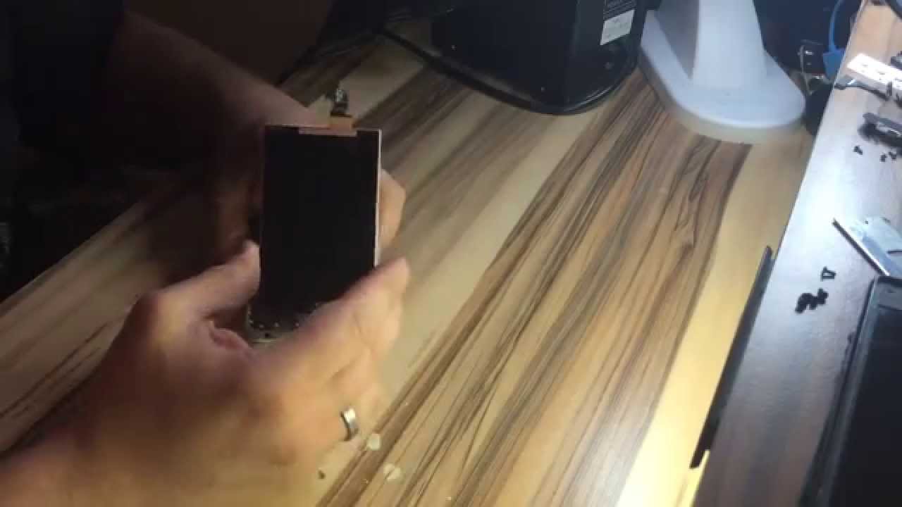 Separate Glass / Digitizer from LCD, iPhone 4 / 4S Part 2/2 - YouTube