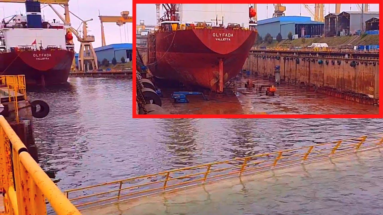 Cum arata si cum functioneaza un DOCK in Santier Naval ( Constructii ...