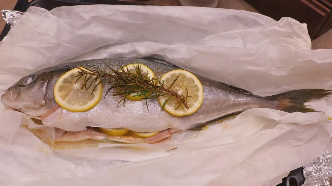 Baked Amberjack with Lemon in Foil - YouTube