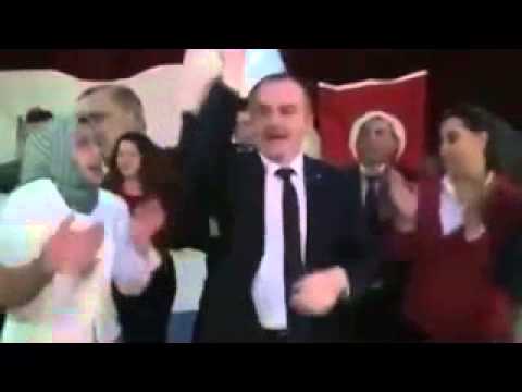 Ak Gençli eğleniyor