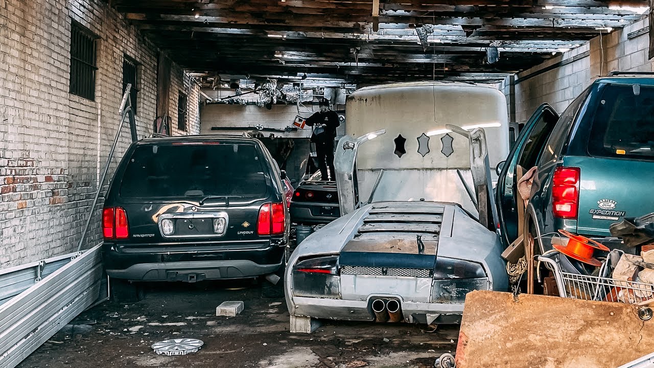 We Found an Abandoned Lambo Garage in Gary, IN - YouTube