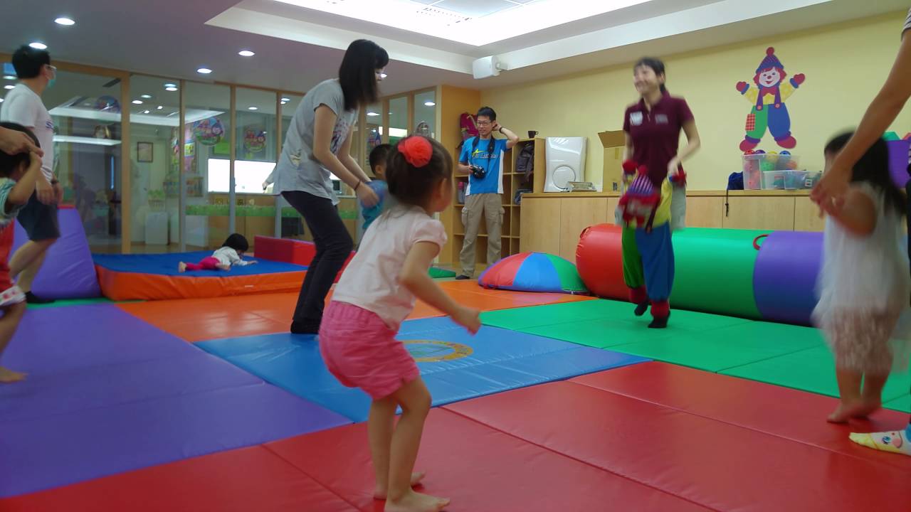 Dance Gymbo dance - YouTube